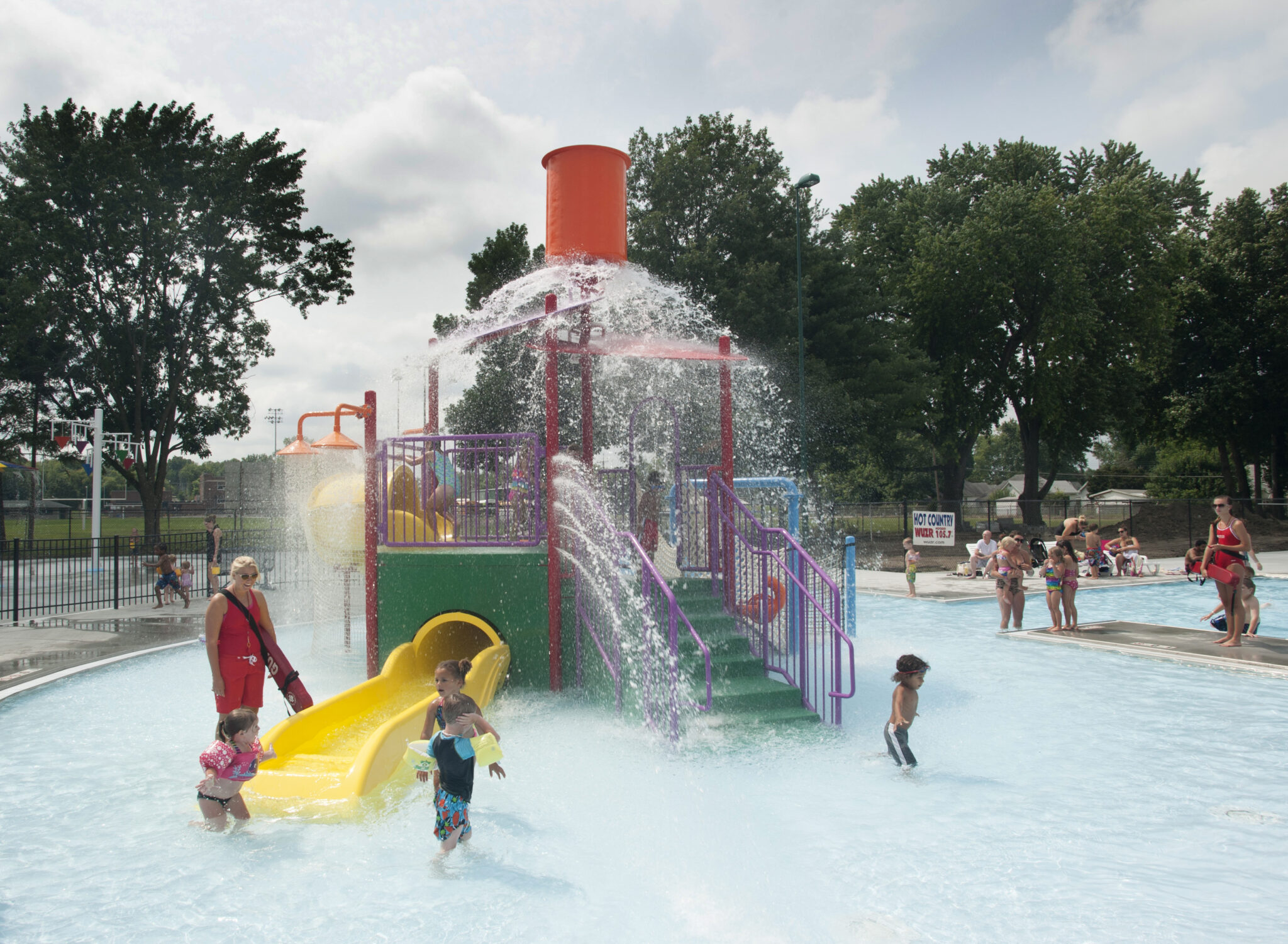 Rainbow Beach Family Aquatic Center & Splash Pads - Vincennes/Knox ...